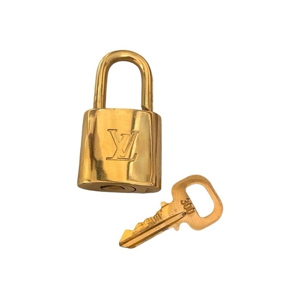 Louis Vuitton | Bags | Louis Vuitton 30 Lock Key Set | Poshmark